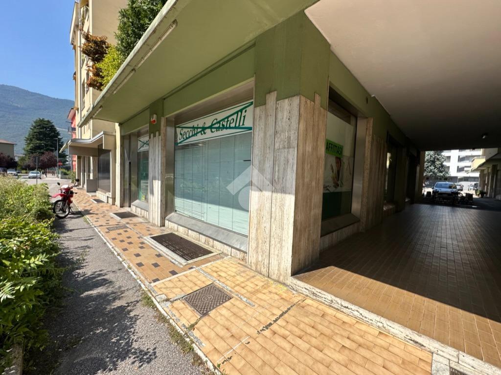 Negozio in vendita a Rovereto