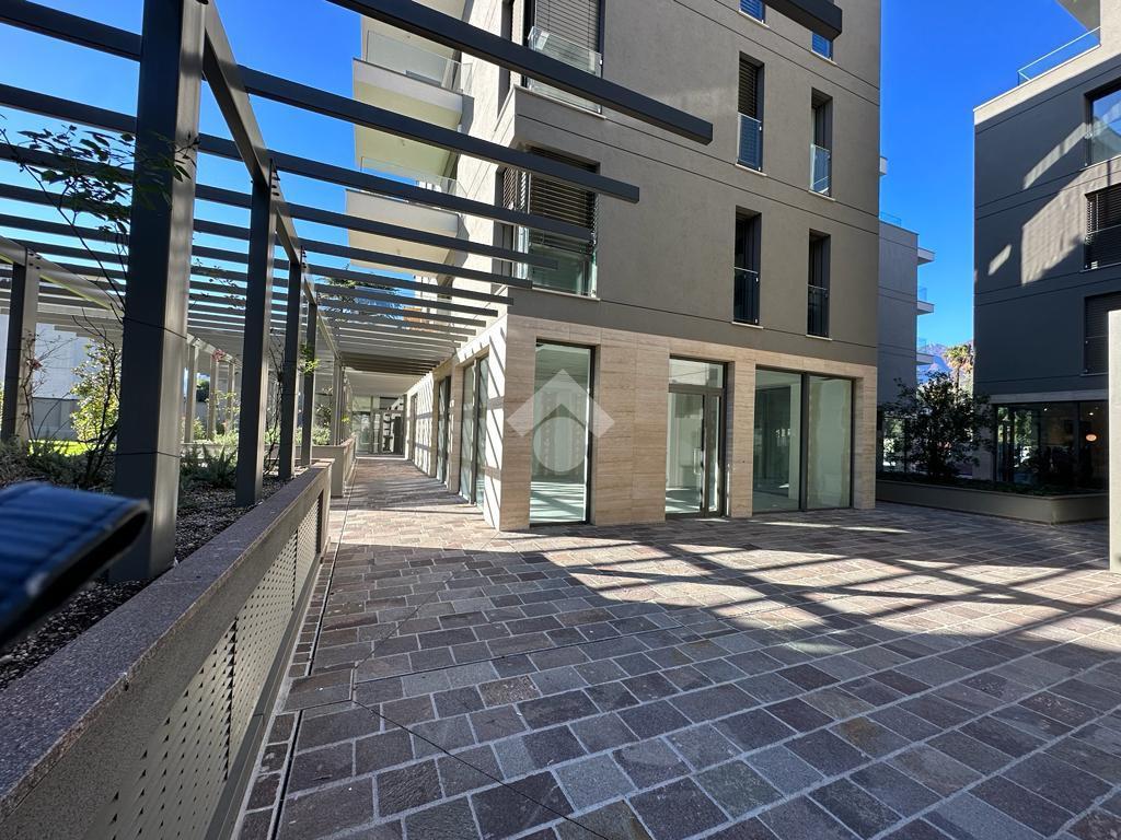 Negozio in affitto a Arco