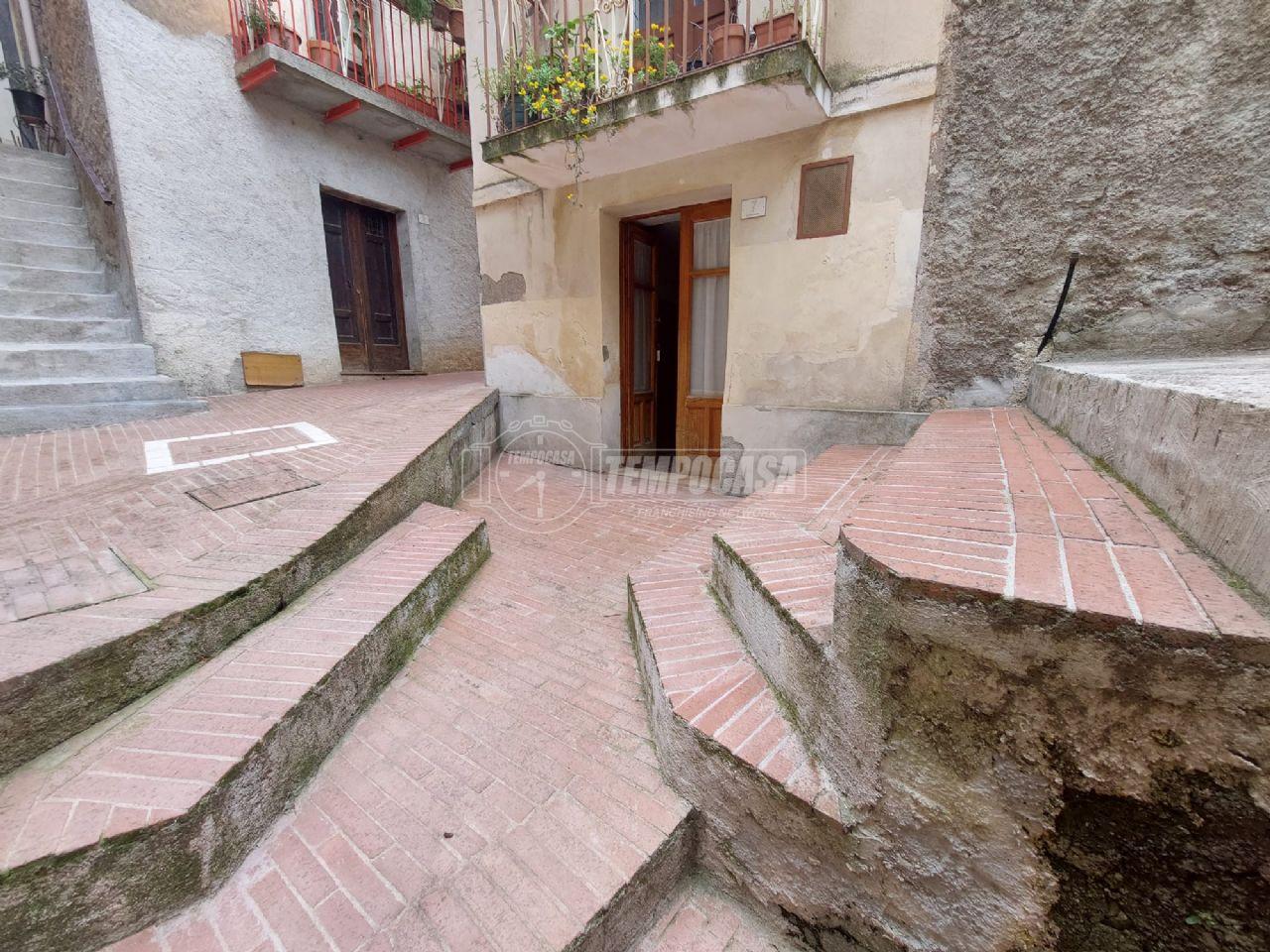 Casa indipendente in vendita a San Salvatore Di Fitalia