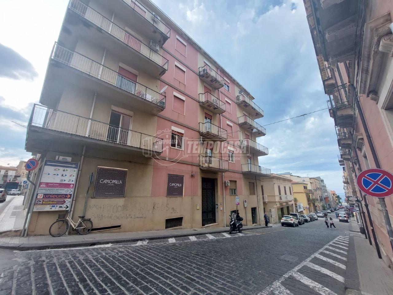 Appartamento in vendita a Sant'Agata Di Militello