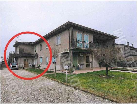 Porzione di casa in vendita a Campolongo Maggiore