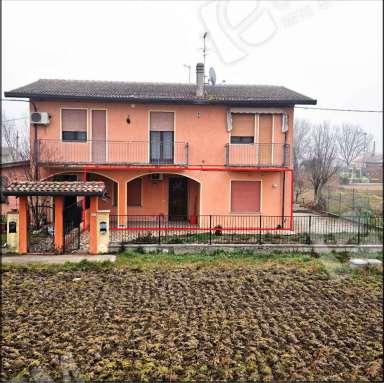 Villa bifamiliare in vendita a Chioggia