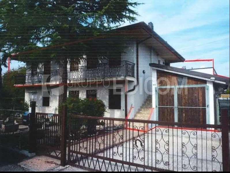 Villa bifamiliare in vendita a Roncade