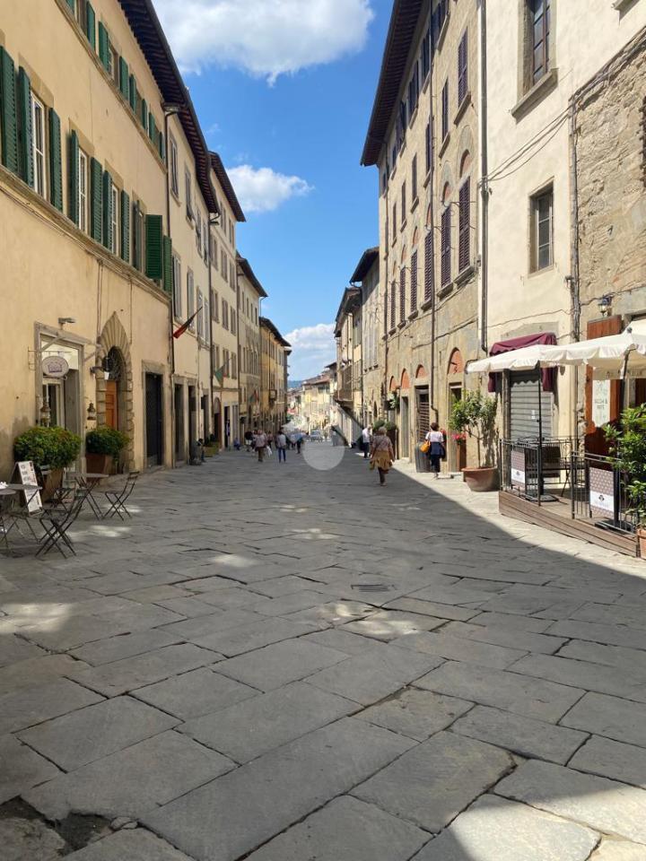 Negozio in vendita a Arezzo