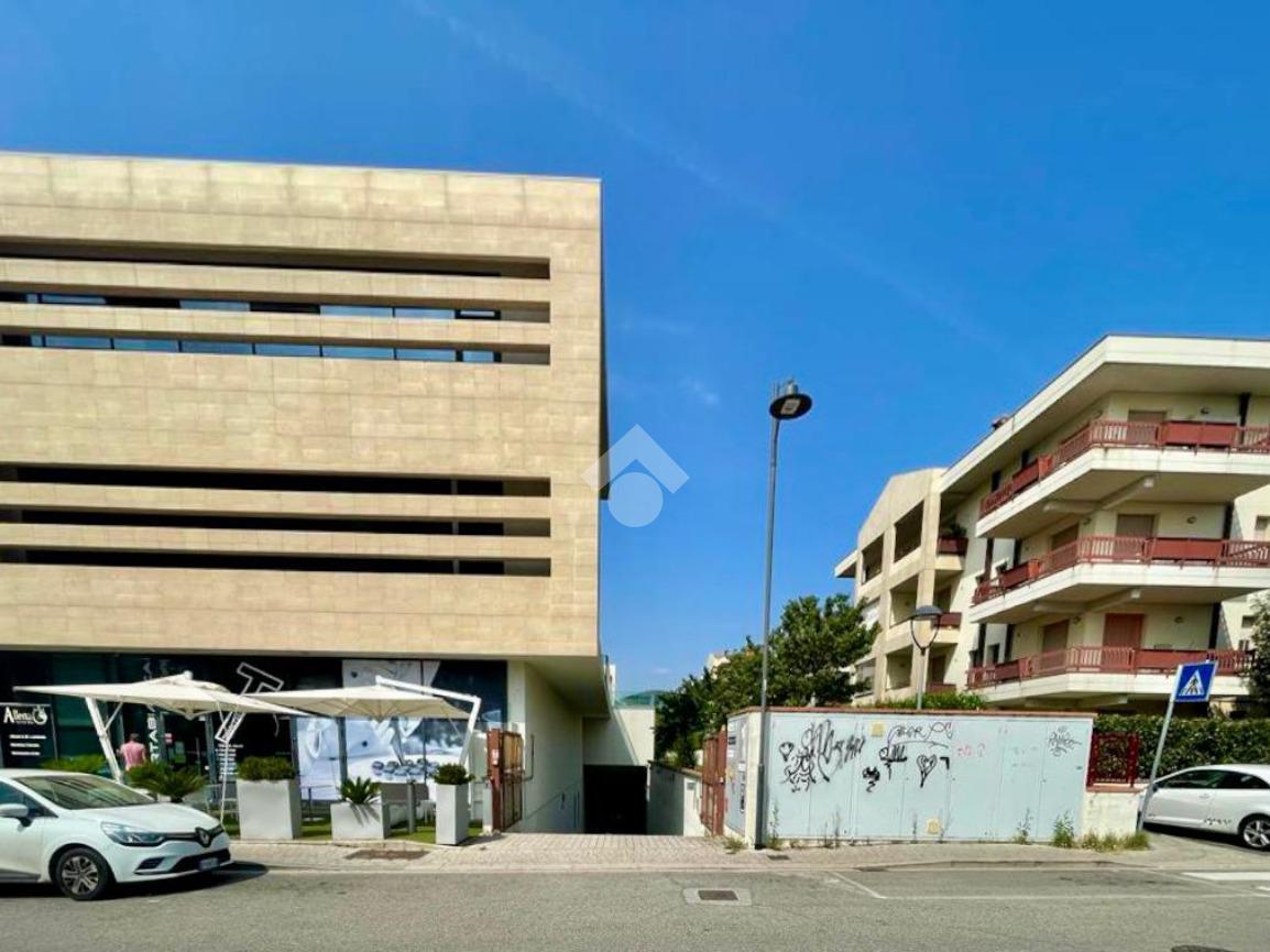 Box in vendita a Calenzano