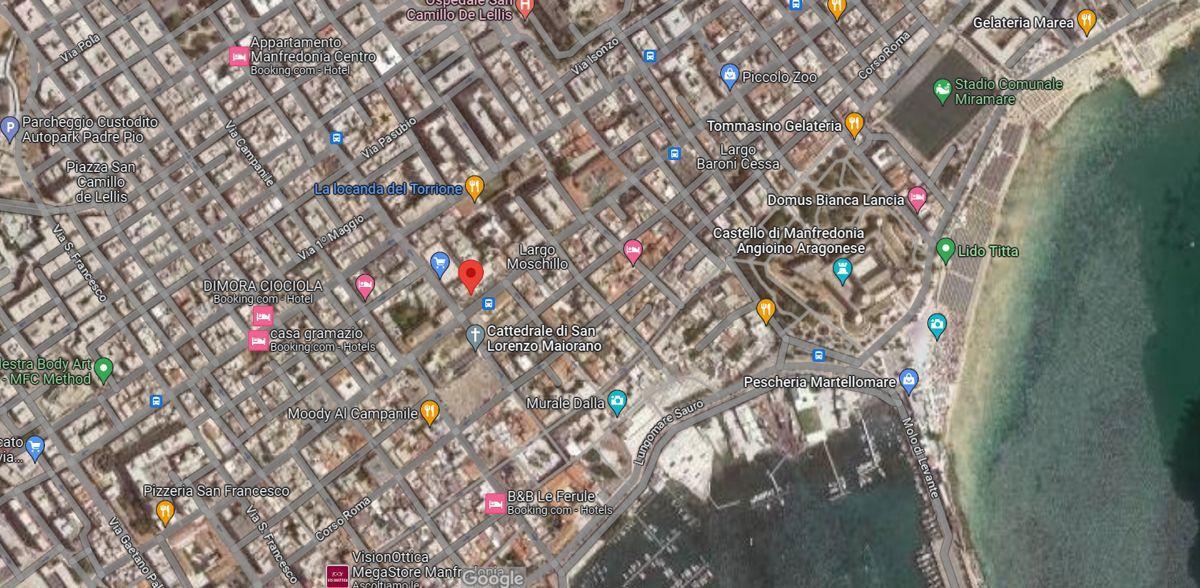 Esercizio commerciale in vendita a Manfredonia