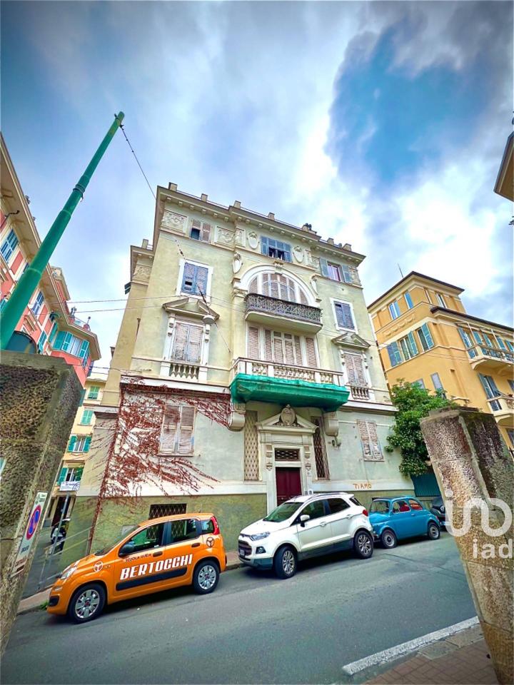 Palazzo in vendita a Genova