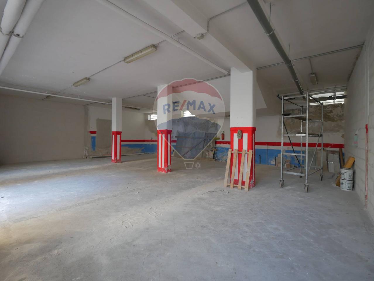 Negozio in vendita a Bari