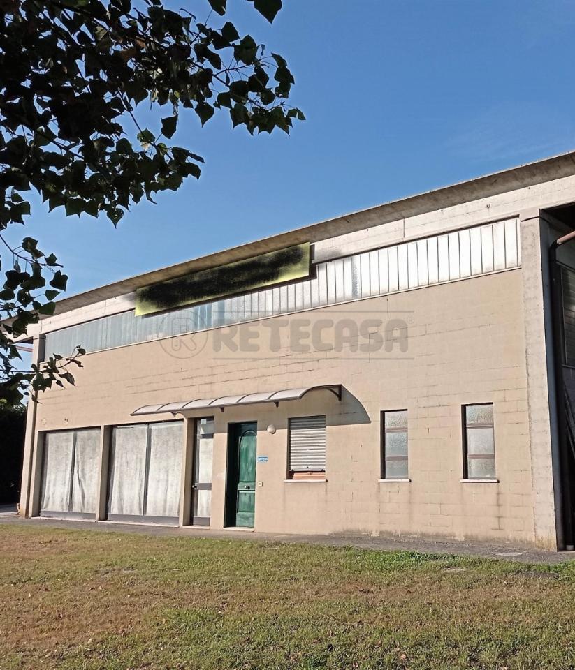 Capannone in vendita a Dueville