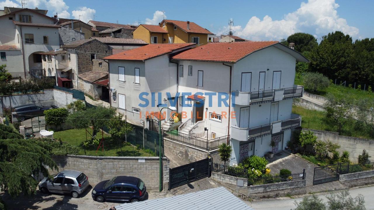 Villa a schiera in vendita a Sant'Angelo A Cupolo