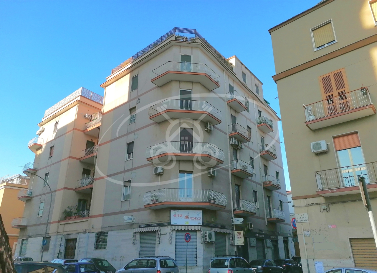 Negozio in vendita/affitto a Foggia