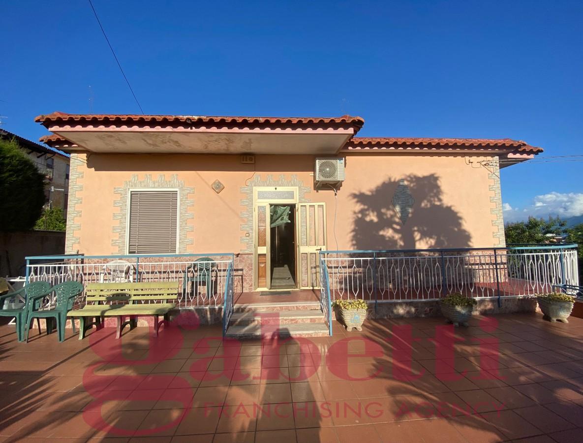 Casa indipendente in vendita a Torre Del Greco