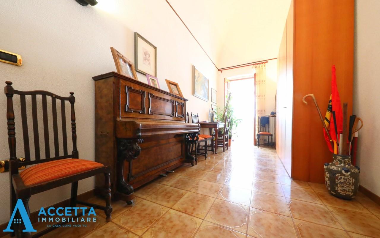 Appartamento in vendita a Taranto