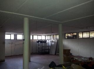 Magazzino in vendita a Calenzano