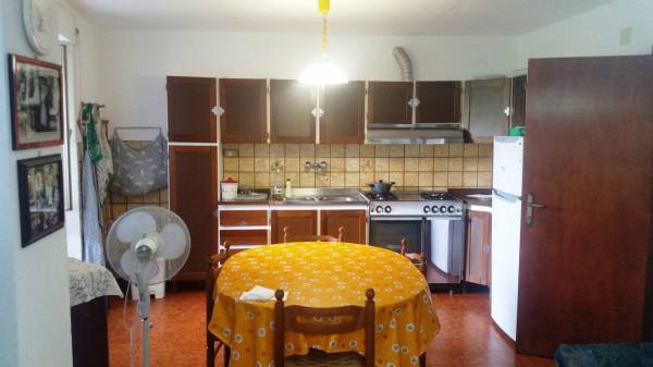 Terratetto unifamiliare in vendita a Castel Castagna