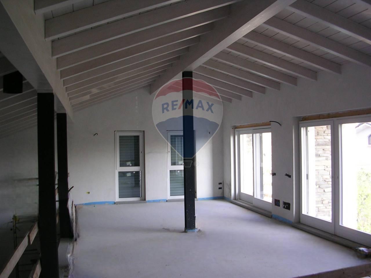 Villa in vendita a Porto Mantovano