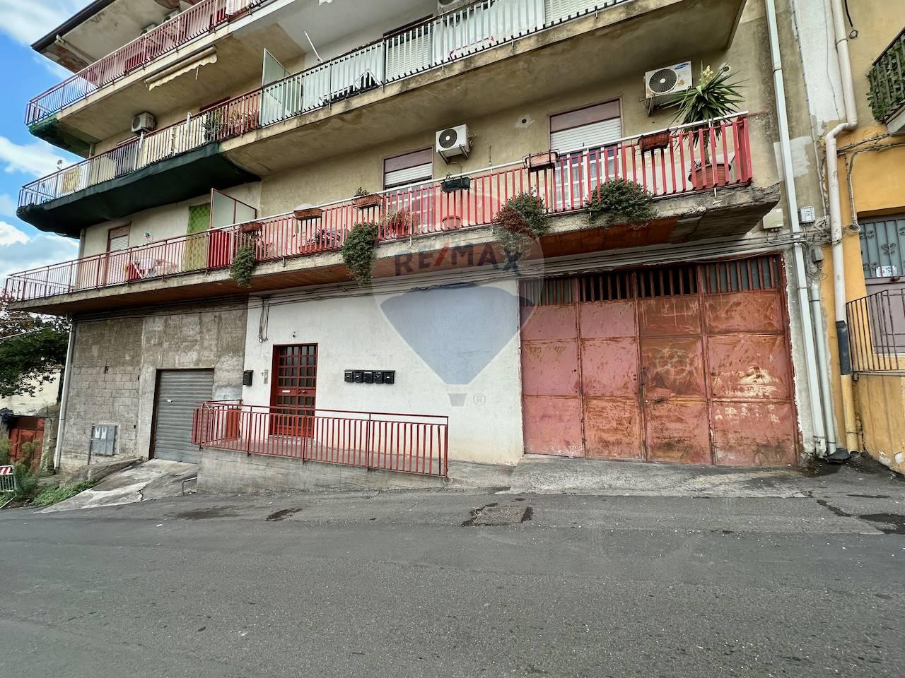 Box in vendita a Catania