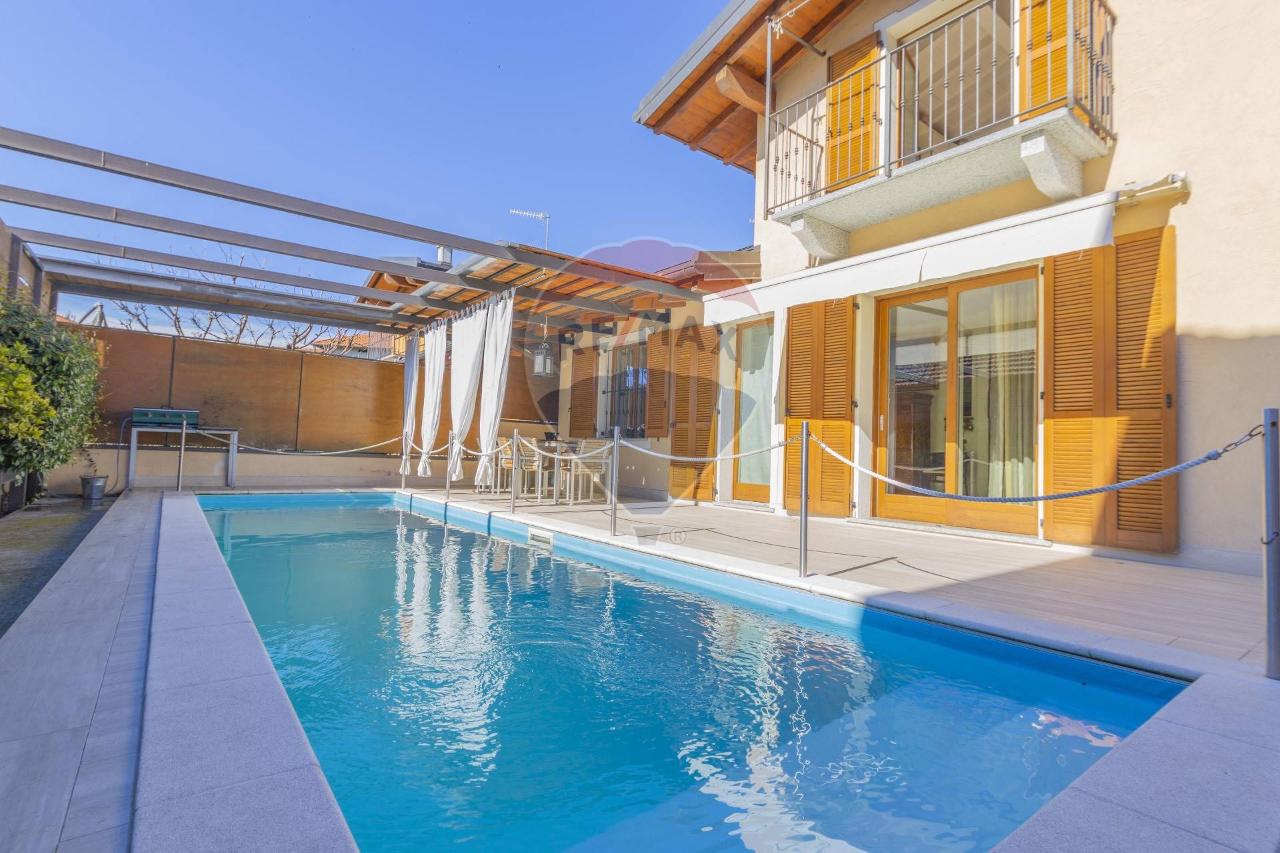 Villa in vendita a Verbania