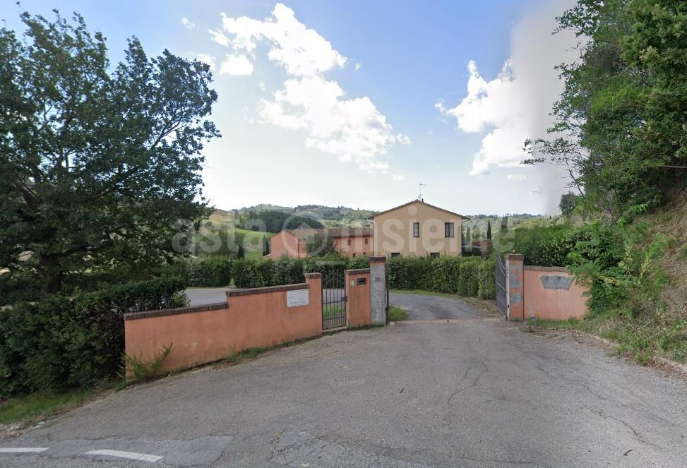 Locale commerciale in vendita a San Miniato