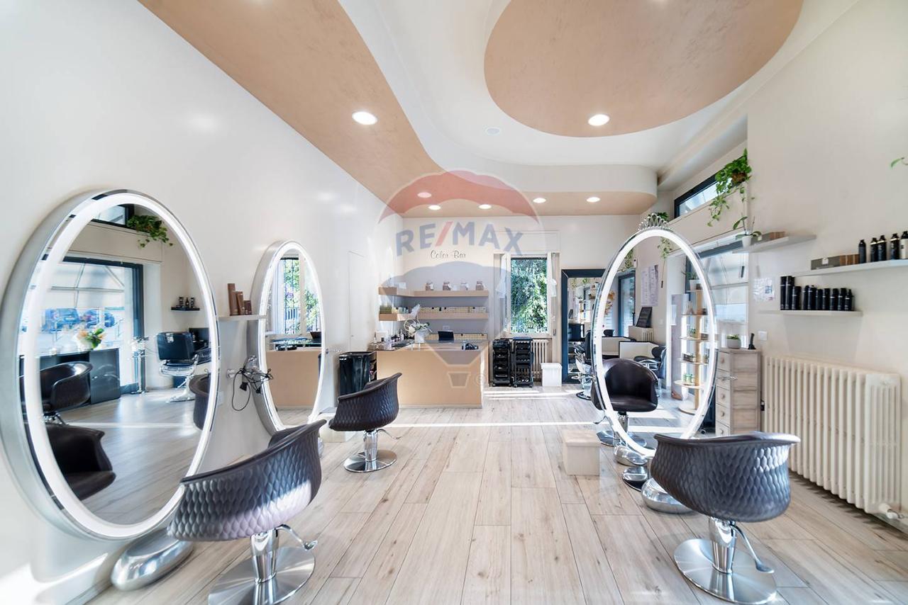 Negozio in vendita a Lesmo