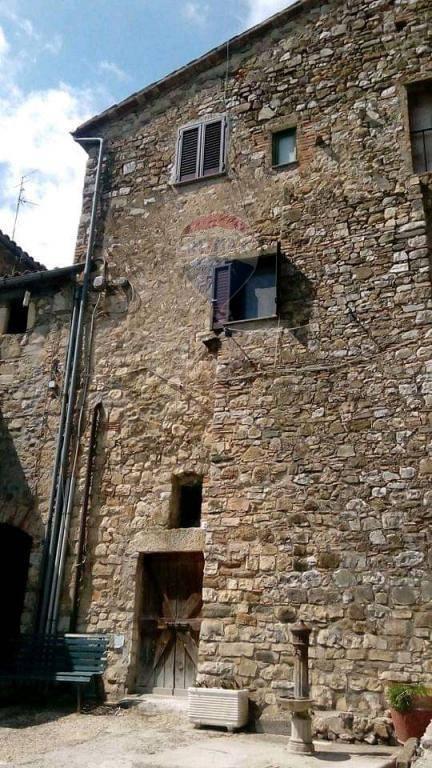 Casa indipendente in vendita a Baschi