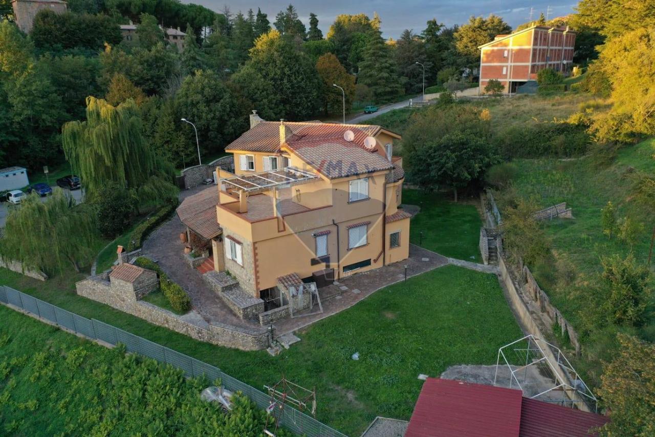 Villa in vendita a Ficulle