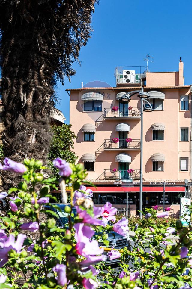 Esercizio commerciale in vendita a Orvieto