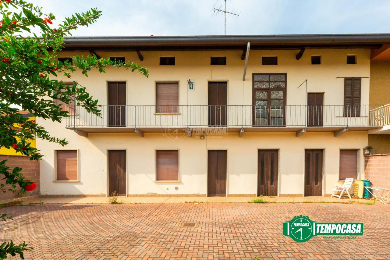 Casa indipendente in vendita a Vanzaghello