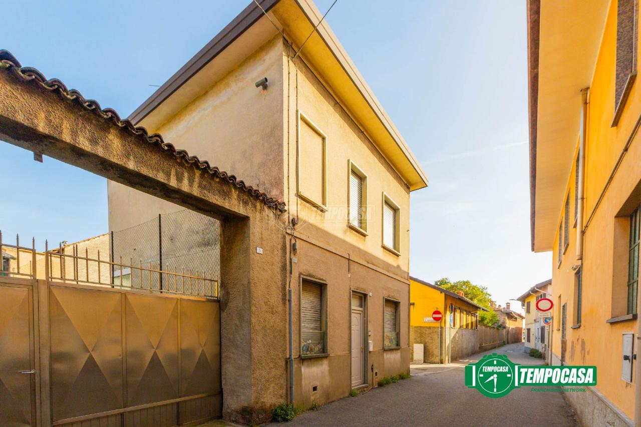 Casa indipendente in vendita a Buscate
