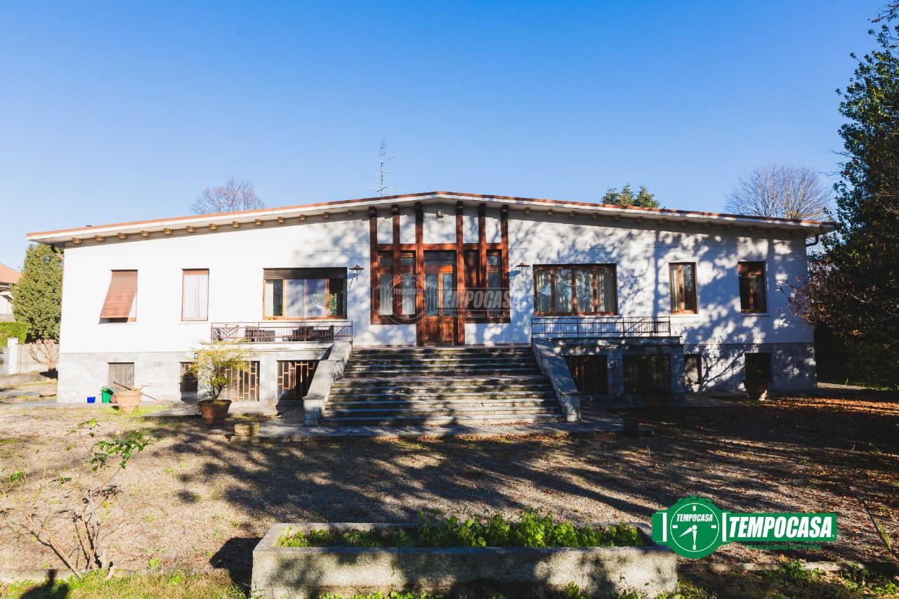Villa in vendita a Buscate