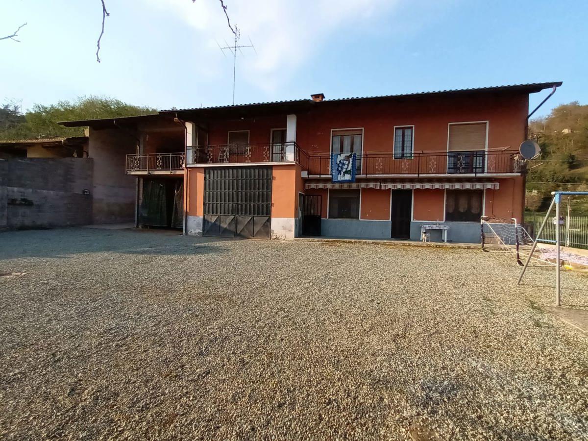Casa indipendente in vendita a Revello