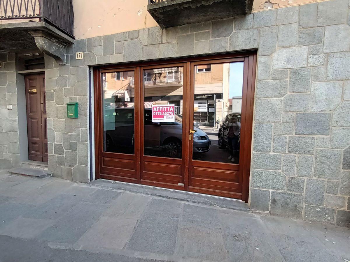 Negozio in affitto a Saluzzo
