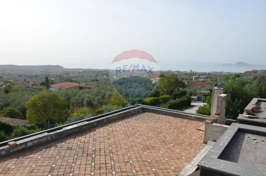 Casa indipendente in vendita a Formia