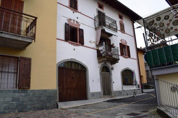 Terratetto plurifamiliare in vendita a Costa Di Serina