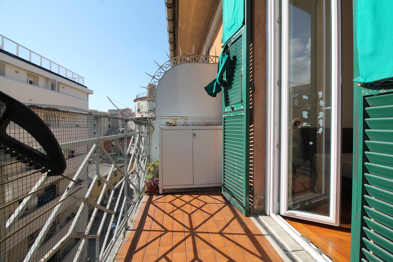 Appartamento in vendita a Genova