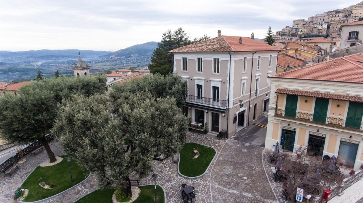 Palazzo in vendita a San Donato Val Di Comino