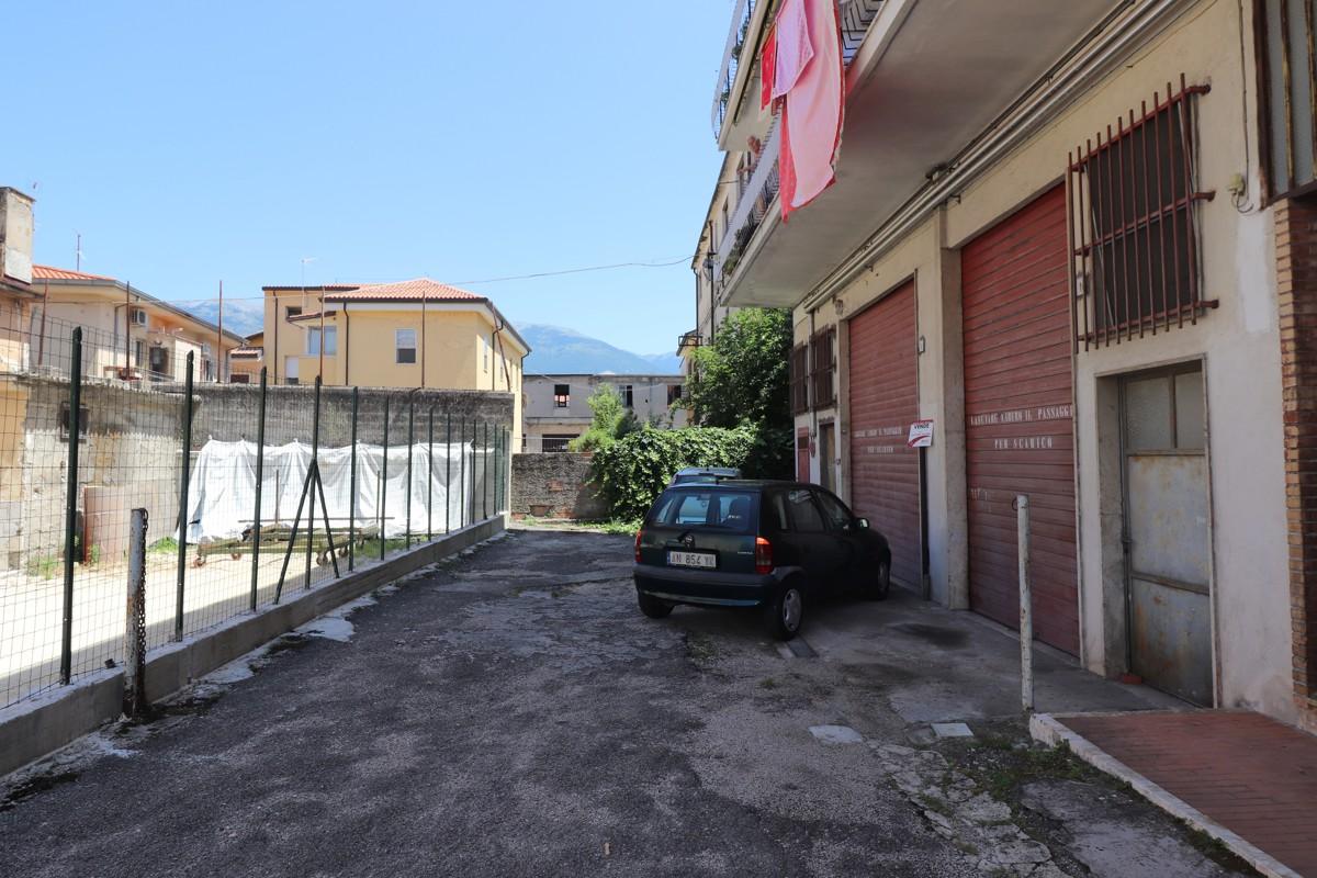 Magazzino in vendita a Sora