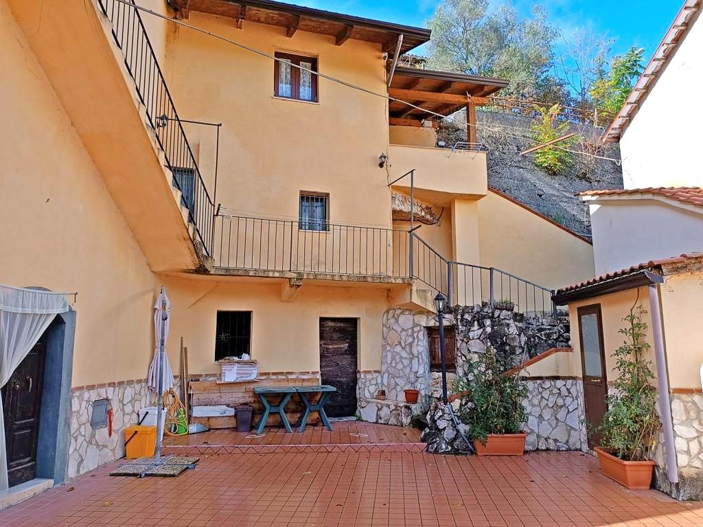 Casa indipendente in vendita a Alvito
