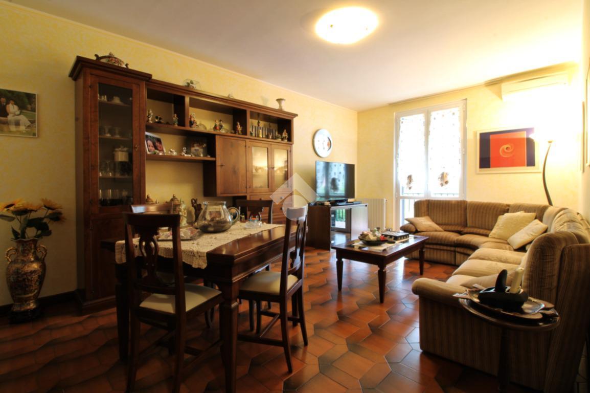 Appartamento in vendita a Travaco' Siccomario