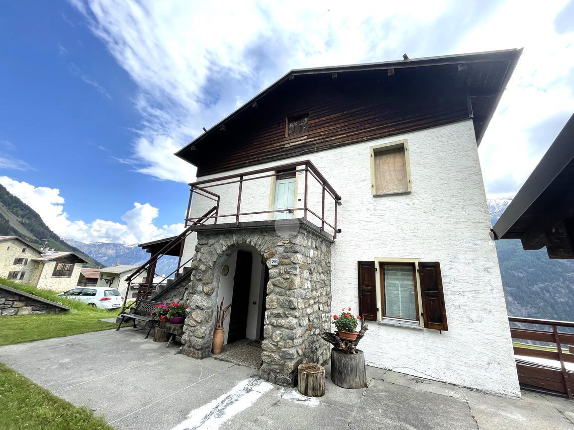 Appartamento in vendita a Valdisotto