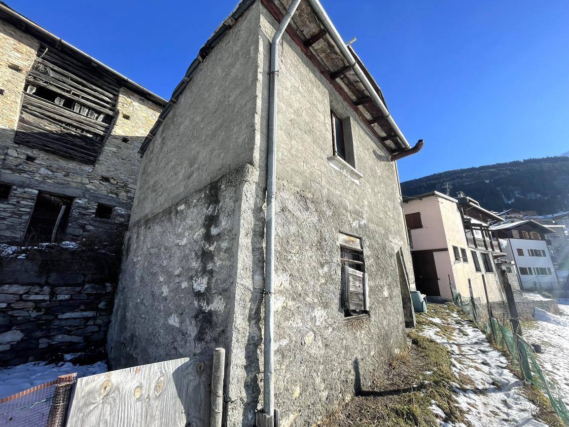 Casa indipendente in vendita a Valdisotto
