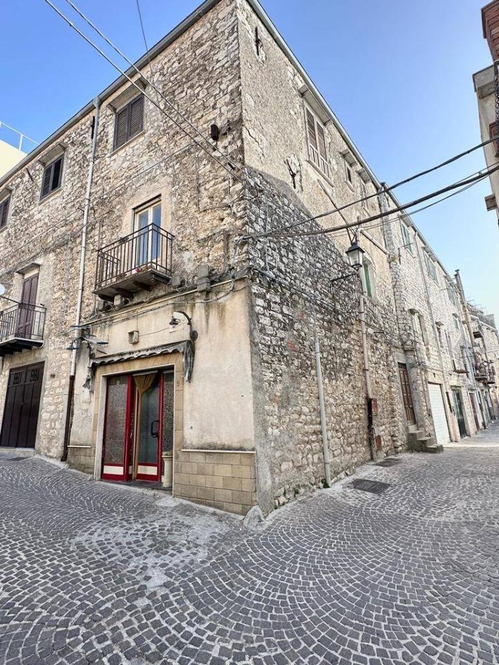 Appartamento in vendita a Giuliana