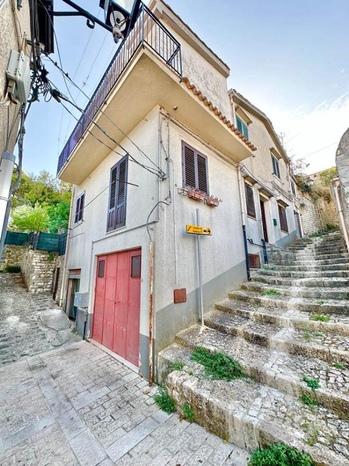 Casa indipendente in vendita a Giuliana