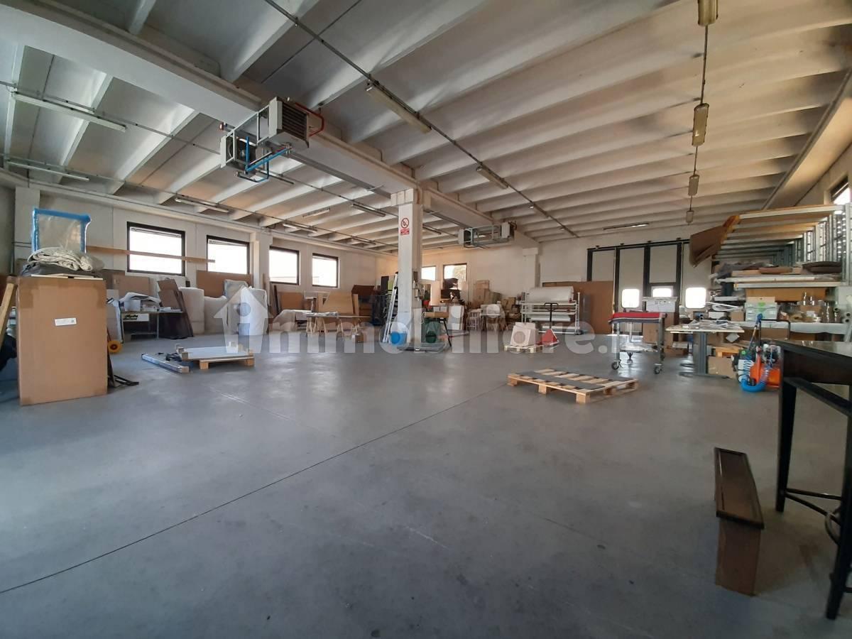 Capannone in vendita a Salizzole