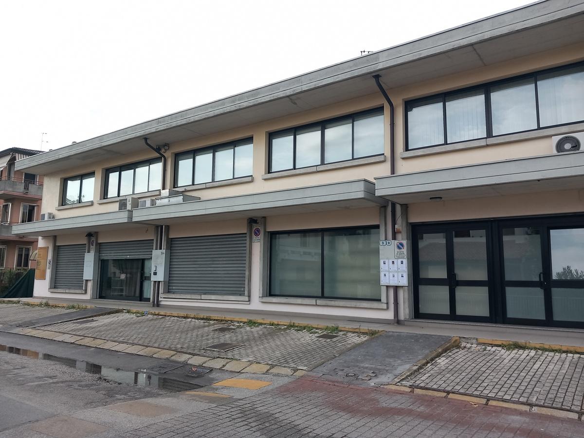 Negozio in vendita a Padova