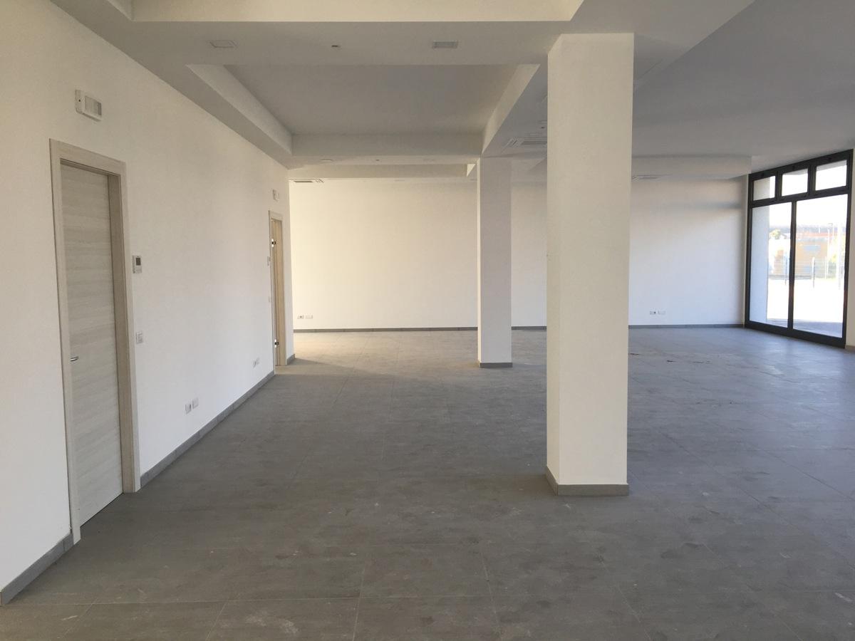 Negozio in affitto a Monselice