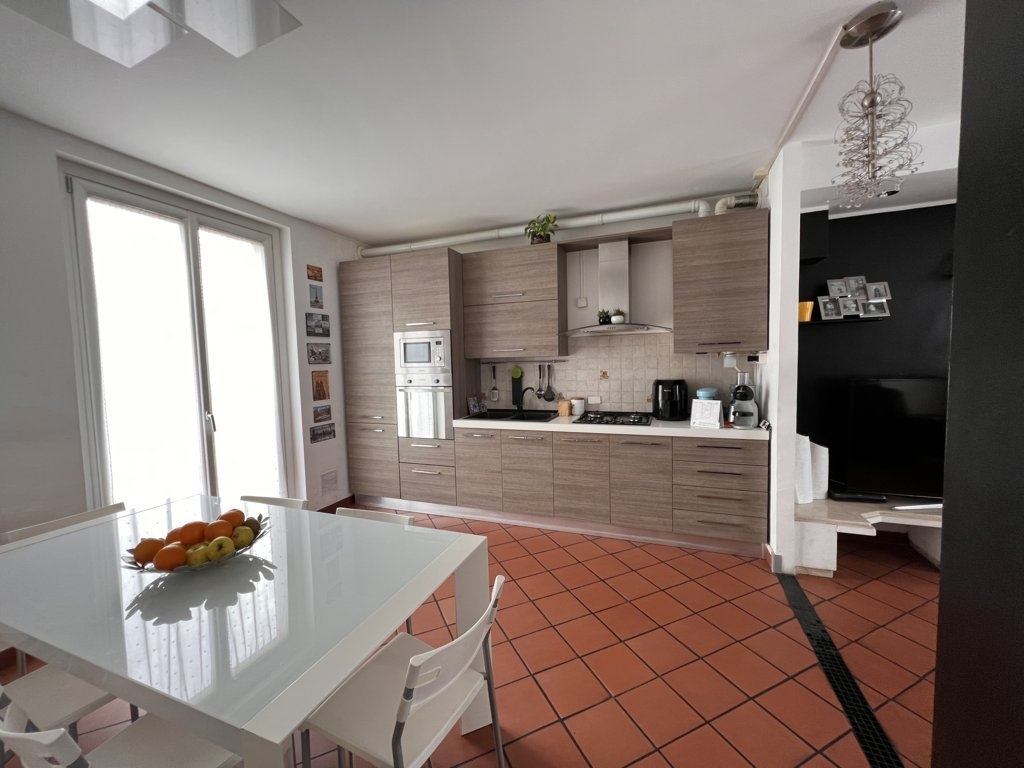 Quadrilocale in Via Corsica, Malnate