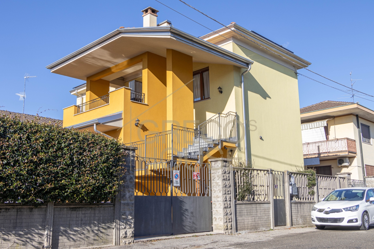 Casa indipendente in vendita a Vanzaghello