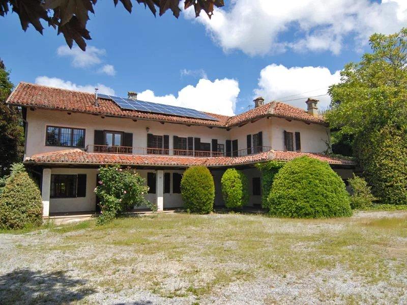 Cascina in vendita a Dogliani