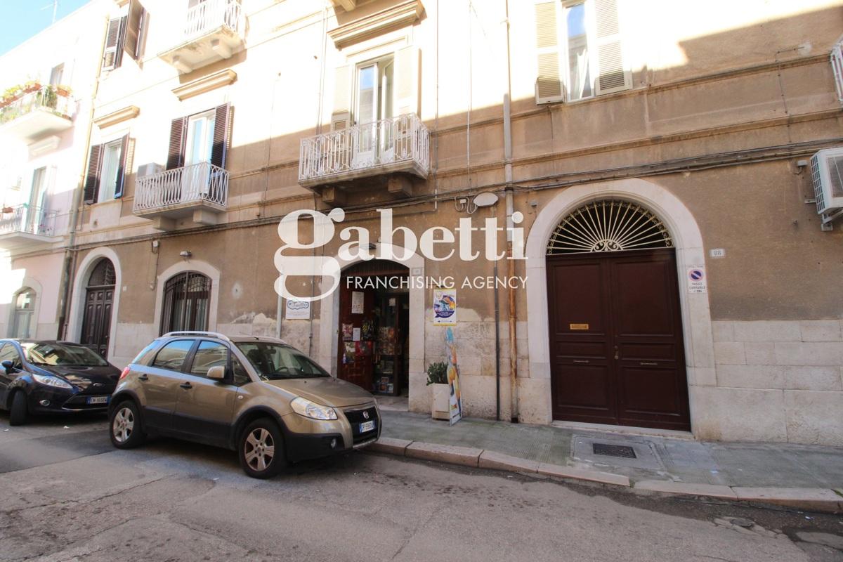 Negozio in vendita a Trani